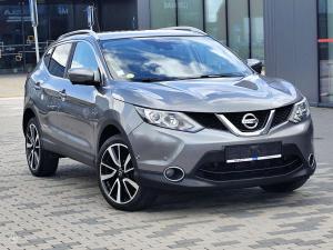 Pelēks Nissan Qashqai 2015 Šauļi, ar dzinēja tilpumu 1.60 L un nobraukumu 250 tūkst. km par 8600 €, foto  vietnē AUTOMOTO.COM.LV