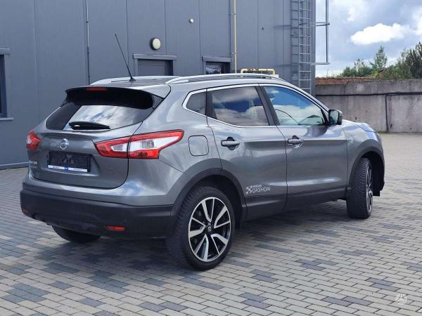 Pelēks Nissan Qashqai 2015 Šauļi, ar dzinēja tilpumu 1.60 L un nobraukumu 250 tūkst. km par 8600 €, foto 8 vietnē AUTOMOTO.COM.LV