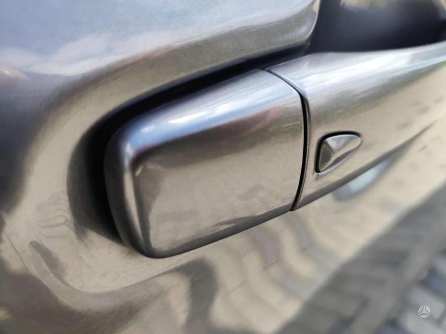 Grey Nissan Qashqai 2015 in Siauliai, with an engine capacity of 1.60 L and mileage of 250 thousand km for 8600 €, photo 22 on AUTOMOTO.COM.LV