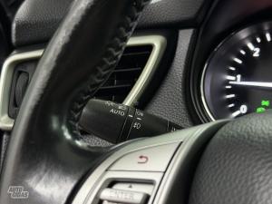 Grey Nissan Qashqai 2015 in Kaunas, with an engine capacity of 1.60 L and mileage of 254 thousand km for 6300 €, photo 21 on AUTOMOTO.COM.LV