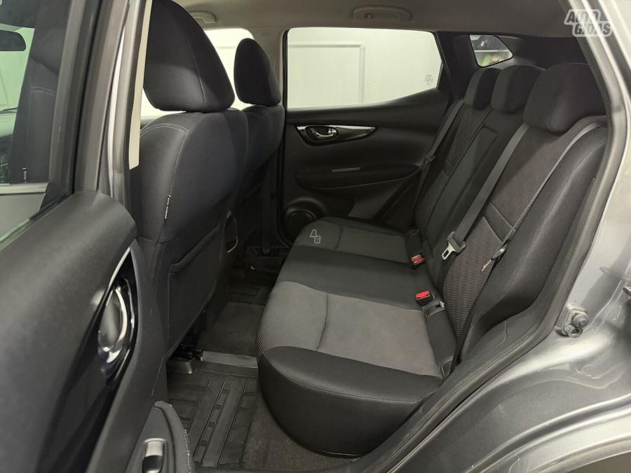 Grey Nissan Qashqai 2015 in Kaunas, with an engine capacity of 1.60 L and mileage of 254 thousand km for 6300 €, photo 27 on AUTOMOTO.COM.LV