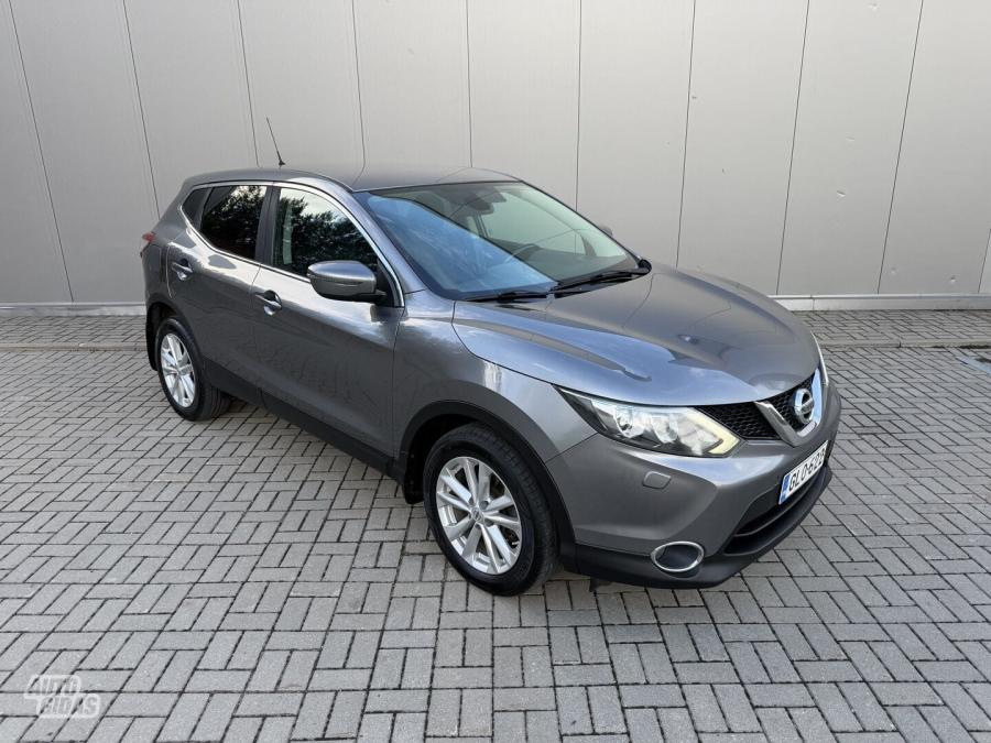 Grey Nissan Qashqai 2015 in Kaunas, with an engine capacity of 1.60 L and mileage of 254 thousand km for 6300 €, photo 4 on AUTOMOTO.COM.LV