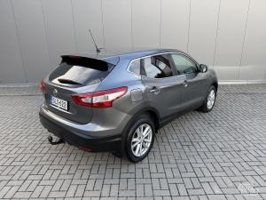 Grey Nissan Qashqai 2015 in Kaunas, with an engine capacity of 1.60 L and mileage of 254 thousand km for 6300 €, photo 6 on AUTOMOTO.COM.LV