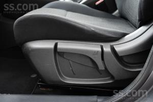 Grey Nissan Qashqai 2015 in Riga, with an engine capacity of 1.20 L and mileage of 137 thousand km for 5900 €, photo 9 on AUTOMOTO.COM.LV