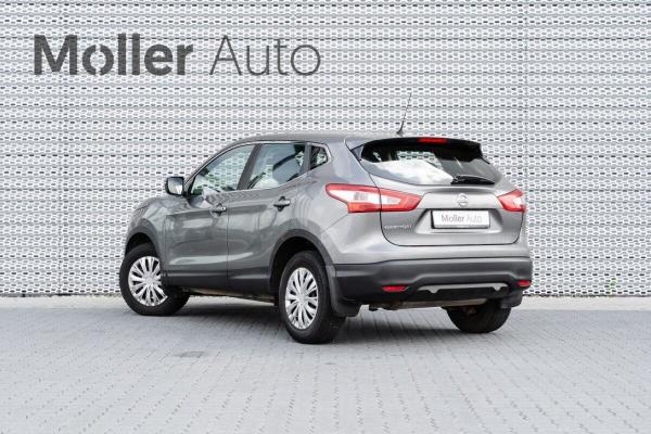 Pelēks Nissan Qashqai 2015 Mārupe, ar dzinēja tilpumu 1.20 L un nobraukumu 137 tūkst. km par 5650 €, foto 3 vietnē AUTOMOTO.COM.LV