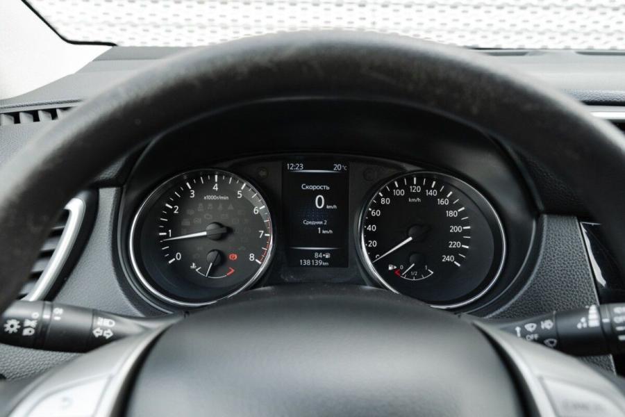 Grey Nissan Qashqai 2015 in Marupe, with an engine capacity of 1.20 L and mileage of 137 thousand km for 5650 €, photo 11 on AUTOMOTO.COM.LV