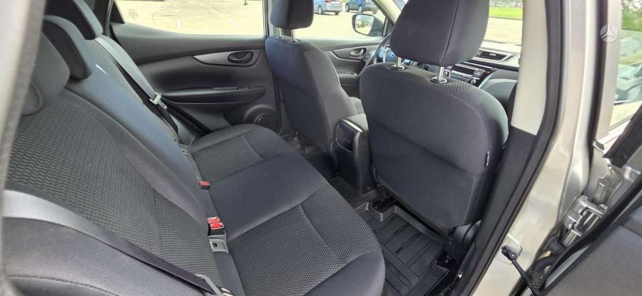 Grey Nissan Qashqai 2015 in Siauliai, with an engine capacity of 1.20 L and mileage of 97 thousand km for 8800 €, photo 11 on AUTOMOTO.COM.LV