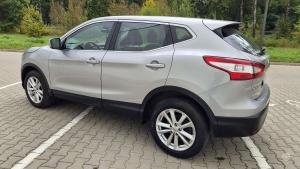 Grey Nissan Qashqai 2015 in Kaunas, with an engine capacity of 1.20 L and mileage of 166 thousand km for 6350 €, photo 6 on AUTOMOTO.COM.LV