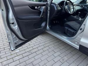 Pelēks Nissan Qashqai 2015 Viļņa, ar dzinēja tilpumu 1.50 L un nobraukumu 165 tūkst. km par 8250 €, foto 29 vietnē AUTOMOTO.COM.LV
