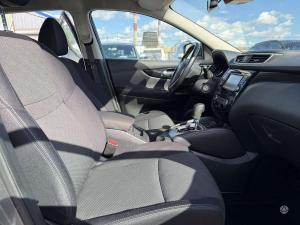 Grey Nissan Qashqai 2015 in Kaunas, with an engine capacity of 1.60 L and mileage of 140 thousand km for 9500 €, photo 14 on AUTOMOTO.COM.LV