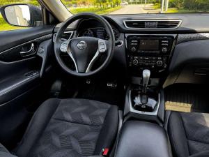 Pelēks Nissan Qashqai 2015 Klaipėda, ar dzinēja tilpumu 2.50 L un nobraukumu 154 tūkst. km par 8450 €, foto 6 vietnē AUTOMOTO.COM.LV