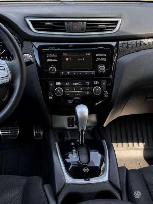 Pelēks Nissan Qashqai 2015 Klaipėda, ar dzinēja tilpumu 2.50 L un nobraukumu 154 tūkst. km par 8450 €, foto 8 vietnē AUTOMOTO.COM.LV
