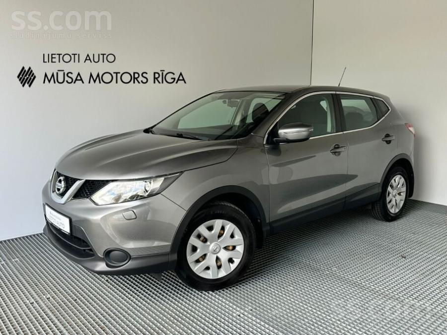 Grey Nissan Qashqai 2016 in Riga, with an engine capacity of 1.20 L and mileage of 162 thousand km for 7400 €, photo 1 on AUTOMOTO.COM.LV