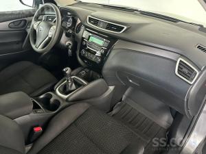Grey Nissan Qashqai 2016 in Riga, with an engine capacity of 1.20 L and mileage of 162 thousand km for 7400 €, photo 12 on AUTOMOTO.COM.LV