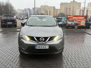 Grey Nissan Qashqai 2016 in Kaunas, with an engine capacity of 1.20 L and mileage of 60 thousand km for 9448 €, photo 2 on AUTOMOTO.COM.LV