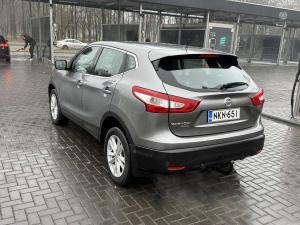 Grey Nissan Qashqai 2016 in Kaunas, with an engine capacity of 1.20 L and mileage of 60 thousand km for 9448 €, photo 6 on AUTOMOTO.COM.LV