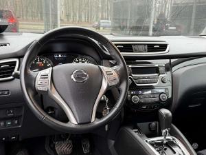Grey Nissan Qashqai 2016 in Kaunas, with an engine capacity of 1.20 L and mileage of 60 thousand km for 9448 €, photo 10 on AUTOMOTO.COM.LV