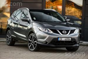 Grey Nissan Qashqai 2016 in Jelgava, with an engine capacity of 1.60 L and mileage of 237 thousand km for 11290 €, photo 6 on AUTOMOTO.COM.LV
