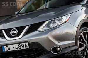 Grey Nissan Qashqai 2016 in Jelgava, with an engine capacity of 1.60 L and mileage of 237 thousand km for 11290 €, photo 13 on AUTOMOTO.COM.LV