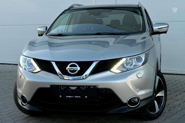 Grey Nissan Qashqai 2016 in Kretinga, with an engine capacity of 1.20 L and mileage of 118 thousand km for 9499 €, photo 2 on AUTOMOTO.COM.LV