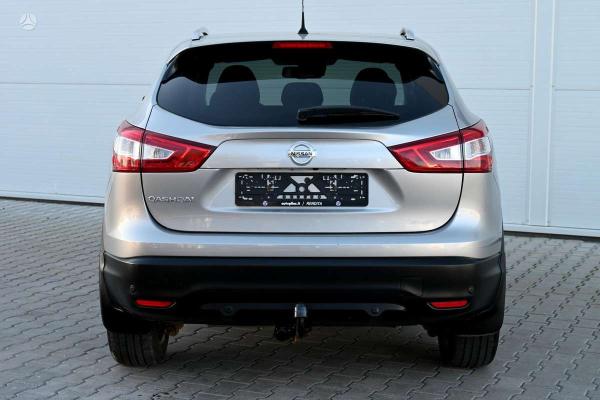 Grey Nissan Qashqai 2016 in Kretinga, with an engine capacity of 1.20 L and mileage of 118 thousand km for 9499 €, photo 10 on AUTOMOTO.COM.LV