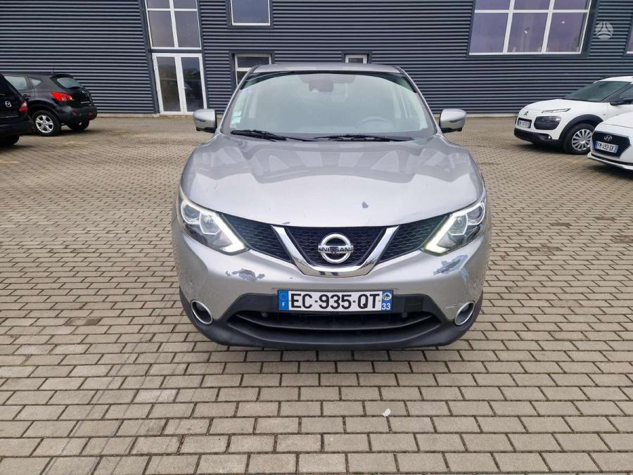 Pelēks Nissan Qashqai 2016 Tauragė, ar dzinēja tilpumu 1.20 L un nobraukumu 150 tūkst. km par 5400 €, foto 2 vietnē AUTOMOTO.COM.LV