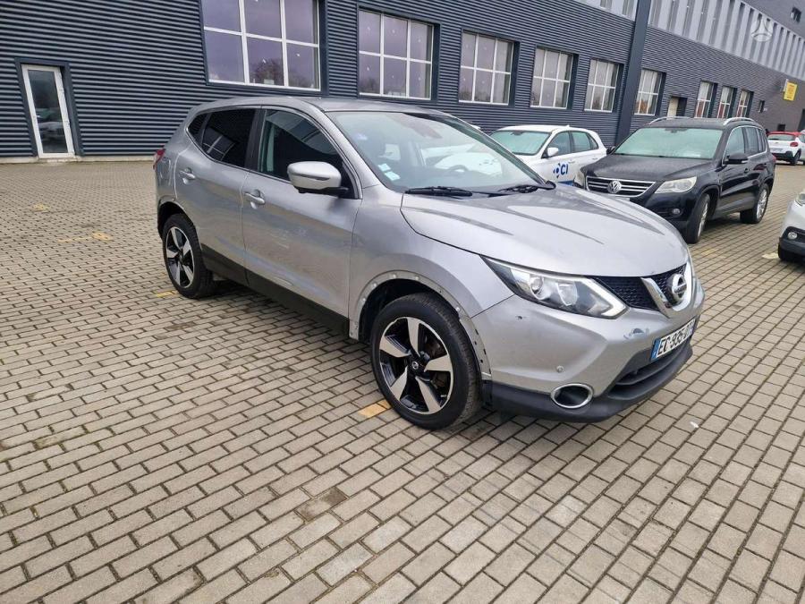 Pelēks Nissan Qashqai 2016 Tauragė, ar dzinēja tilpumu 1.20 L un nobraukumu 150 tūkst. km par 5400 €, foto 4 vietnē AUTOMOTO.COM.LV