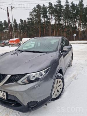 Pelēks Nissan Qashqai 2016 Rīga, ar dzinēja tilpumu 1.50 L un nobraukumu 151 tūkst. km par 10400 €, foto 5 vietnē AUTOMOTO.COM.LV