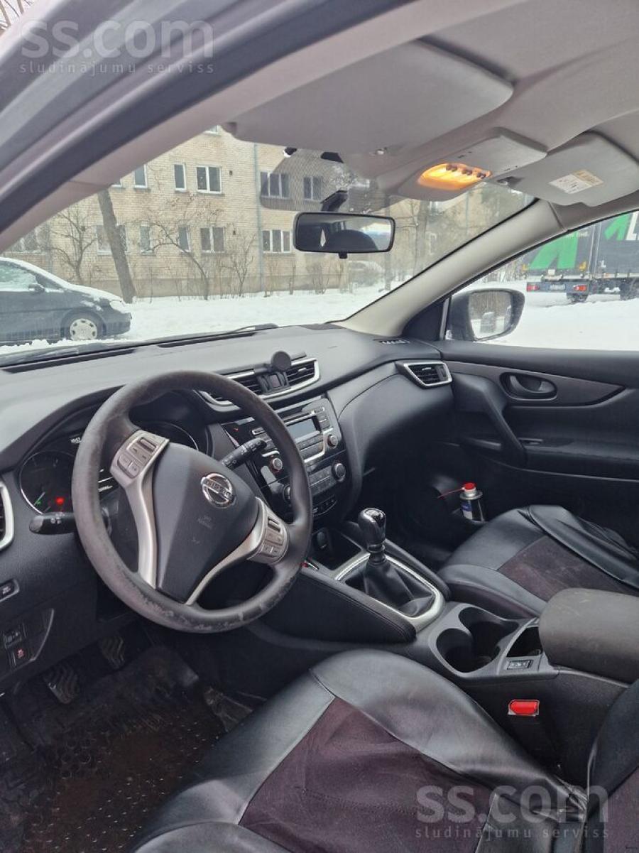 Pelēks Nissan Qashqai 2016 Rīga, ar dzinēja tilpumu 1.50 L un nobraukumu 151 tūkst. km par 10400 €, foto 6 vietnē AUTOMOTO.COM.LV