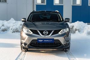 Grey Nissan Qashqai 2016 in Klaipeda, with an engine capacity of 1.60 L and mileage of 184 thousand km for 8900 €, photo 2 on AUTOMOTO.COM.LV