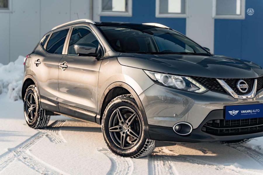 Grey Nissan Qashqai 2016 in Klaipeda, with an engine capacity of 1.60 L and mileage of 184 thousand km for 8900 €, photo 17 on AUTOMOTO.COM.LV