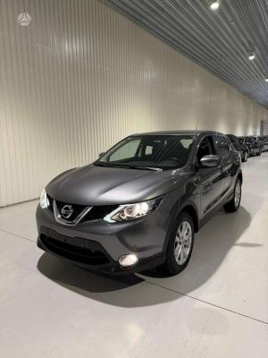 Grey Nissan Qashqai 2016 in Siauliai, with an engine capacity of 1.60 L and mileage of 108 thousand km for 9500 €, photo  on AUTOMOTO.COM.LV