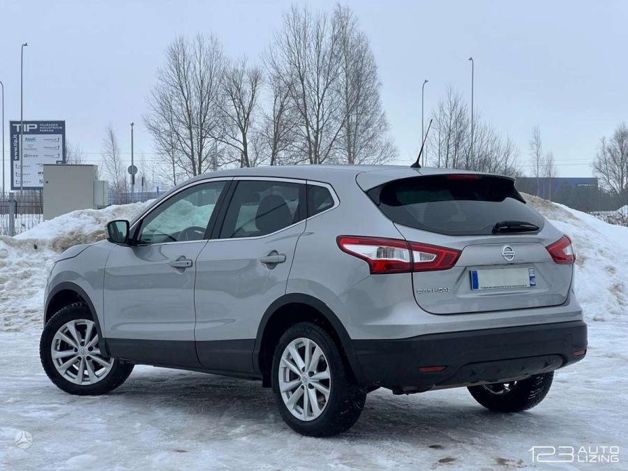 Pelēks Nissan Qashqai 2016 Tauragė, ar dzinēja tilpumu 1.60 L un nobraukumu 185 tūkst. km par 8700 €, foto 6 vietnē AUTOMOTO.COM.LV