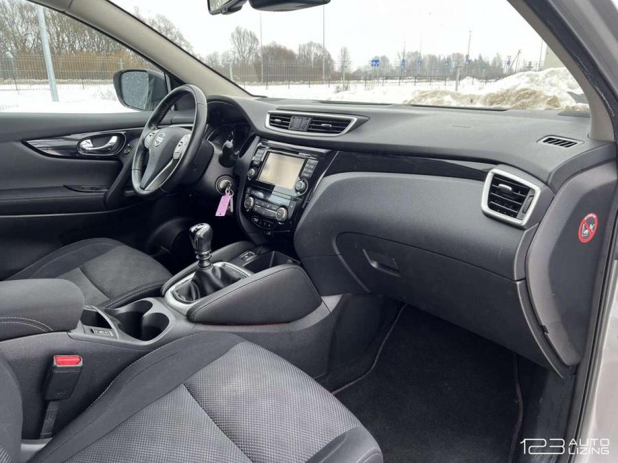 Pelēks Nissan Qashqai 2016 Tauragė, ar dzinēja tilpumu 1.60 L un nobraukumu 185 tūkst. km par 8700 €, foto 13 vietnē AUTOMOTO.COM.LV