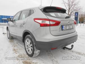 Grey Nissan Qashqai 2016 in Viljandi, with an engine capacity of 1.60 L and mileage of 187 thousand km for 10990 €, photo 4 on AUTOMOTO.COM.LV