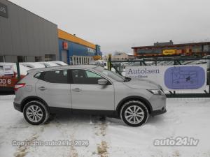 Grey Nissan Qashqai 2016 in Viljandi, with an engine capacity of 1.60 L and mileage of 187 thousand km for 10990 €, photo 16 on AUTOMOTO.COM.LV