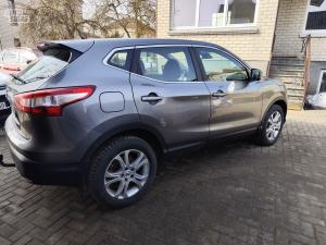 Grey Nissan Qashqai 2016 in Telschi, with an engine capacity of 1.20 L and mileage of 165 thousand km for 6700 €, photo 5 on AUTOMOTO.COM.LV