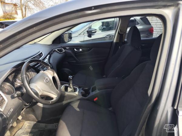Pelēks Nissan Qashqai 2016 Telšiai, ar dzinēja tilpumu 1.20 L un nobraukumu 165 tūkst. km par 6700 €, foto 8 vietnē AUTOMOTO.COM.LV