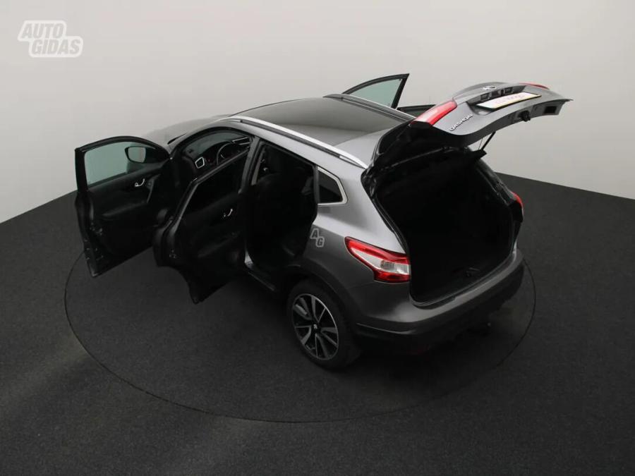 Pelēks Nissan Qashqai 2016 Viļņa, ar dzinēja tilpumu 1.20 L un nobraukumu 112 tūkst. km par 11699 €, foto 13 vietnē AUTOMOTO.COM.LV