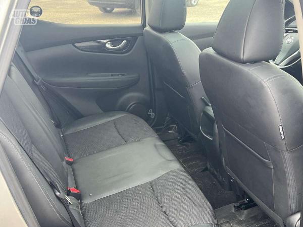 Grey Nissan Qashqai 2016 in Kedainiai, with an engine capacity of 1.20 L and mileage of 188 thousand km for 4999 €, photo 9 on AUTOMOTO.COM.LV