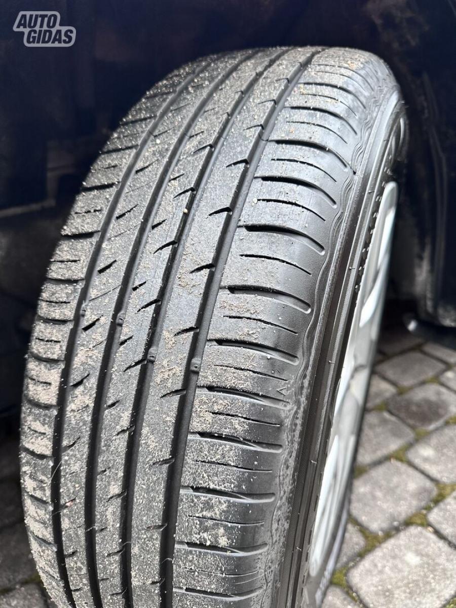 Pelēks Nissan Qashqai 2016 Klaipėda, ar dzinēja tilpumu 1.20 L un nobraukumu 117 tūkst. km par 9500 €, foto 12 vietnē AUTOMOTO.COM.LV
