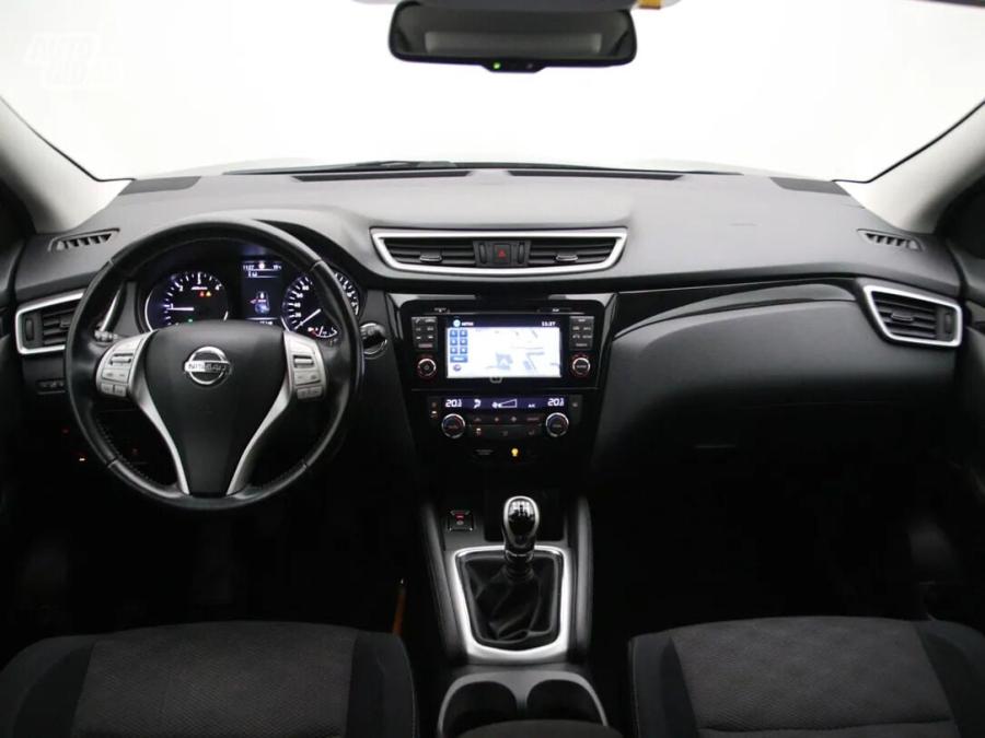 Pelēks Nissan Qashqai 2016 Viļņa, ar dzinēja tilpumu 1.60 L un nobraukumu 159 tūkst. km par 10799 €, foto 3 vietnē AUTOMOTO.COM.LV