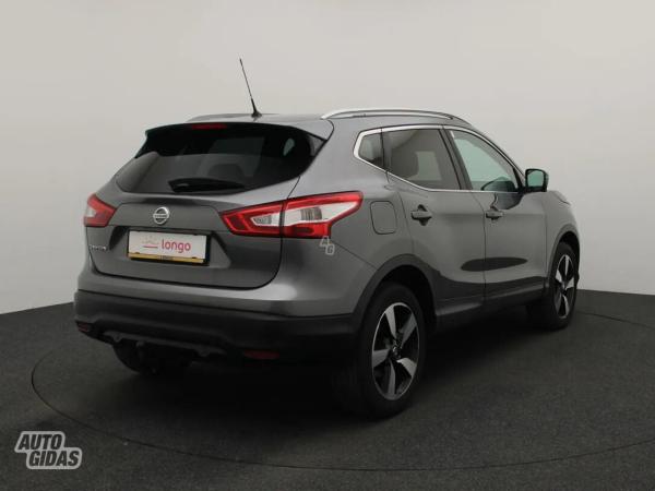 Grey Nissan Qashqai 2016 in Vilnius, with an engine capacity of 1.60 L and mileage of 159 thousand km for 10799 €, photo 8 on AUTOMOTO.COM.LV