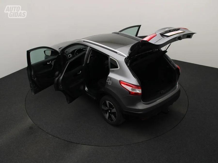 Pelēks Nissan Qashqai 2016 Viļņa, ar dzinēja tilpumu 1.60 L un nobraukumu 159 tūkst. km par 10799 €, foto 14 vietnē AUTOMOTO.COM.LV