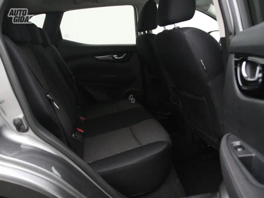 Pelēks Nissan Qashqai 2016 Viļņa, ar dzinēja tilpumu 1.60 L un nobraukumu 159 tūkst. km par 10799 €, foto 16 vietnē AUTOMOTO.COM.LV