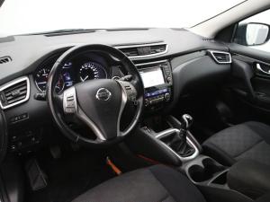 Pelēks Nissan Qashqai 2016 Viļņa, ar dzinēja tilpumu 1.60 L un nobraukumu 159 tūkst. km par 10799 €, foto 17 vietnē AUTOMOTO.COM.LV
