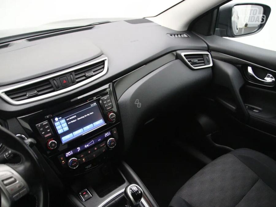 Pelēks Nissan Qashqai 2016 Viļņa, ar dzinēja tilpumu 1.60 L un nobraukumu 159 tūkst. km par 10799 €, foto 22 vietnē AUTOMOTO.COM.LV
