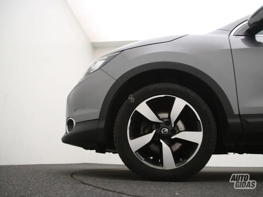 Pelēks Nissan Qashqai 2016 Viļņa, ar dzinēja tilpumu 1.60 L un nobraukumu 159 tūkst. km par 10799 €, foto 28 vietnē AUTOMOTO.COM.LV