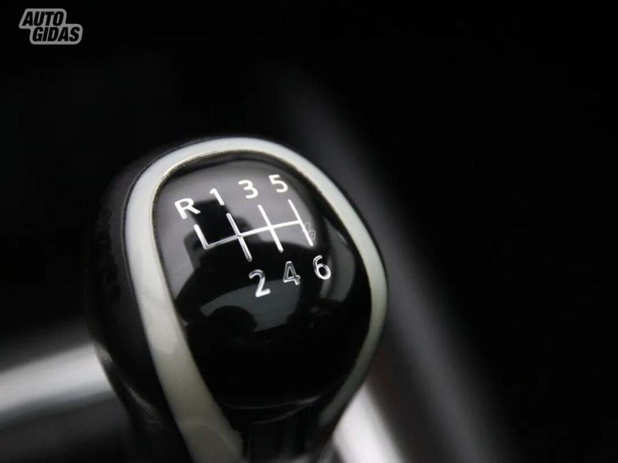 Pelēks Nissan Qashqai 2016 Viļņa, ar dzinēja tilpumu 1.60 L un nobraukumu 159 tūkst. km par 10799 €, foto 30 vietnē AUTOMOTO.COM.LV
