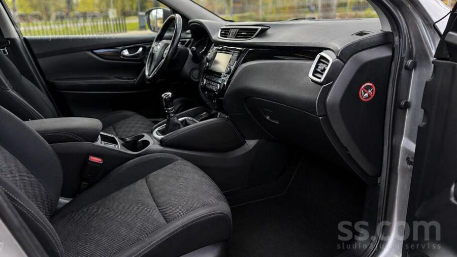 Pelēks Nissan Qashqai 2016 Rīga, ar dzinēja tilpumu 1.20 L un nobraukumu 160 tūkst. km par 7490 €, foto 6 vietnē AUTOMOTO.COM.LV